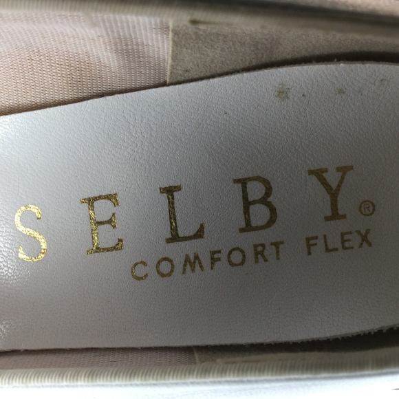 Selby | Shoes | Selby Women Comfort Flex Wing Tip Round Toe Sz 7 | Poshmark